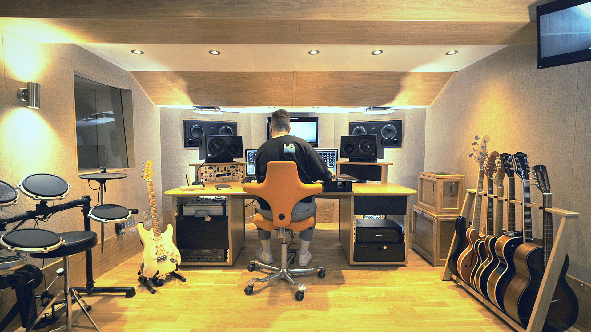 Music & Sound Production Company London - The Futz Butler